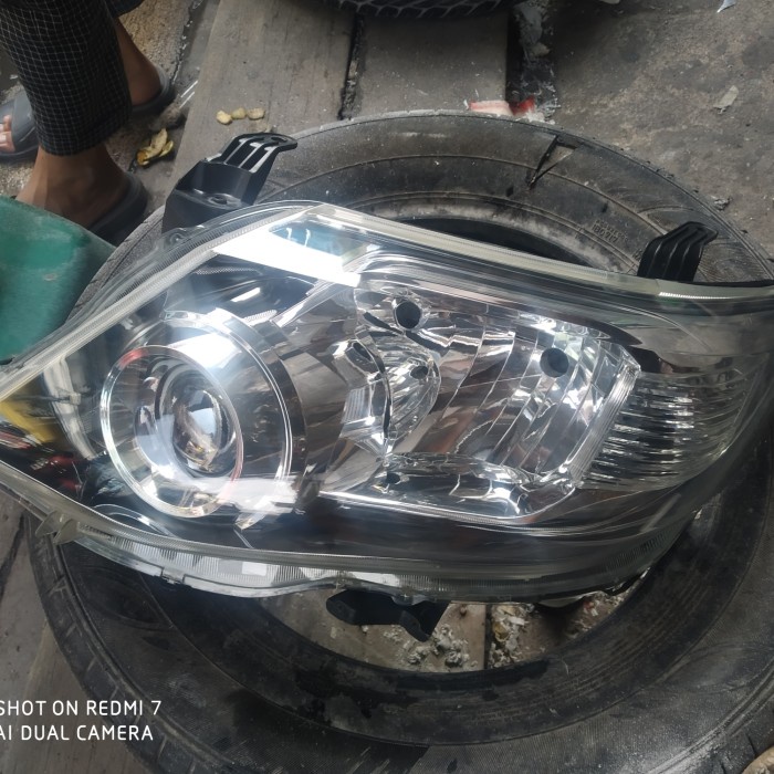 Jual [Original] Headlamp Mobil Fortuner Trd Original Terbaru | Shopee ...