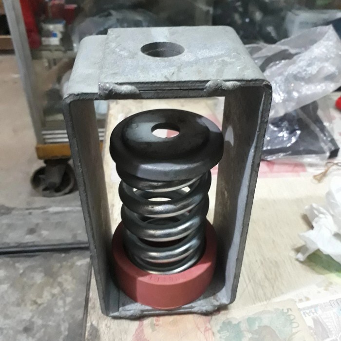 Jual Termurah Spring Mounting Hanger Engine Mounting Embelton Hanger ...