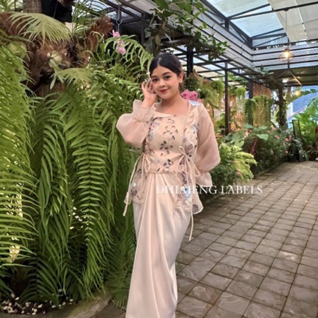 Jual [NEW COLLECTIONS] BEST SELLER FAIRY OUTER kebaya modern outer ...