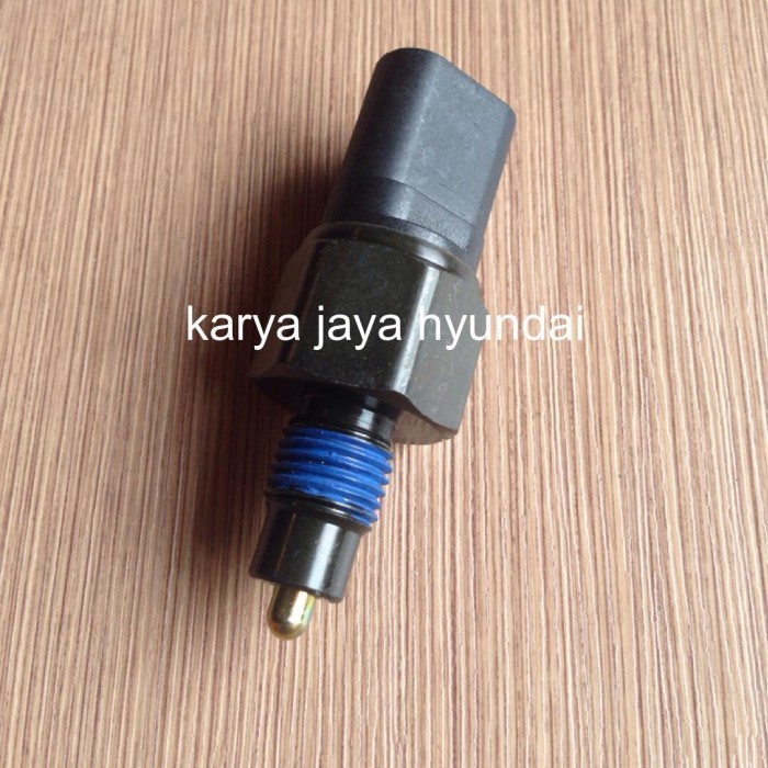 Jual Switch mundur back up Hyundai Verna Avega Getz Matrix Trajet ...