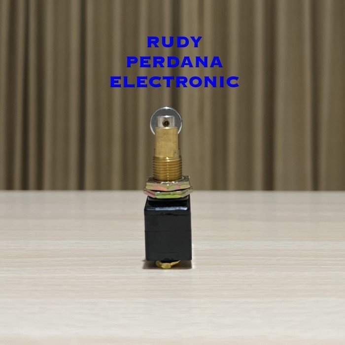 Jual Switch Limit Micro Tiang Roda Miring Microswitch Zn Omron Z-15Gq21-B Best | Shopee Indonesia