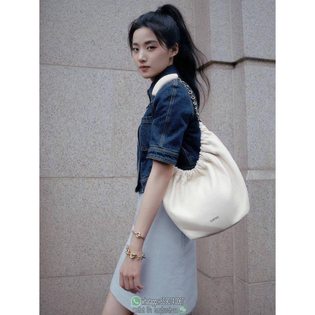 Jual Loewe squeeze drawstring shoulder bucket tote bag sling chain ...