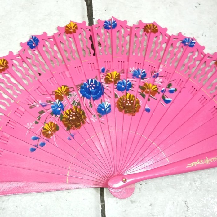 Jual Tracy Kipas Tangan Ukiran Bahan Kayu Yang Di Lukis | Shopee Indonesia