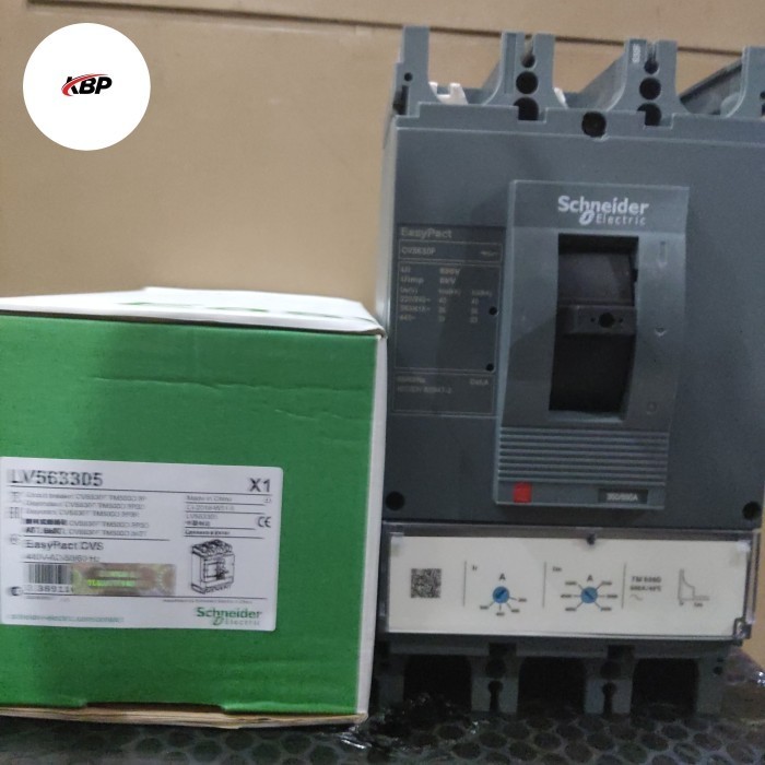 Jual MCCB BREAKER SCHNEIDER CVS630F 3P 500A LV563305 36KA 3POLE 3PHASE CVS | Shopee Indonesia