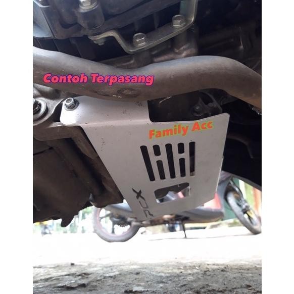 Jual SPECIAL Cover Engine Pcx 160 / Adv 160 / Pelindung Mesin Dek Bawah PNP Honda All New Pcx ...