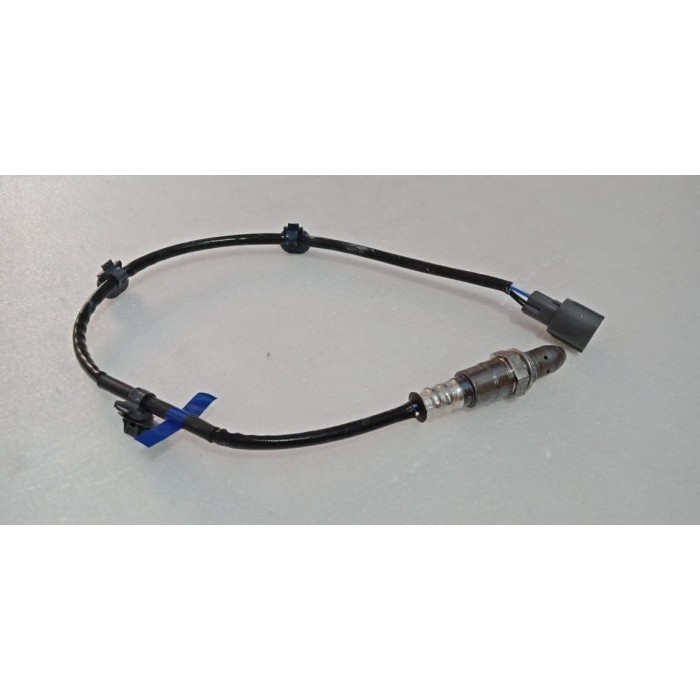 Jual 89467-71130 Sensor Oxygen Air Fuel Ratio Innova Fortuner HIlux ...