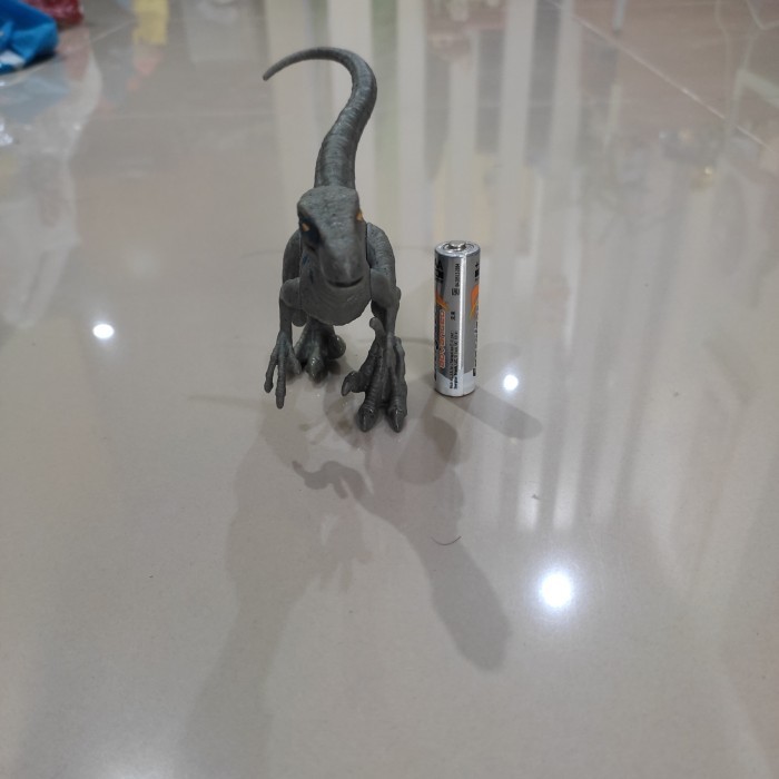 Jual Figure Dinosaurus Jurassic World Mattel Velociraptor Blue | Shopee ...