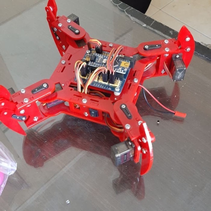 Jual MASTER Robot spider Quadruped Basic Servo SG90, GG90s, MG90, MG90s, Arduino | Shopee Indonesia