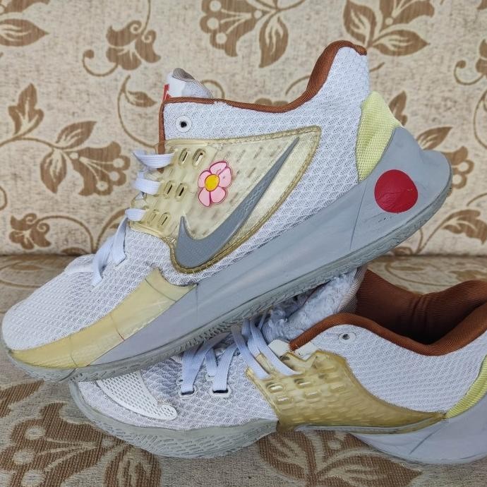 Jual NIKE KYRIE 2 LOW X SPONGEBOB SQUAREPANTS SANDY CHEEKS SEPATU ...
