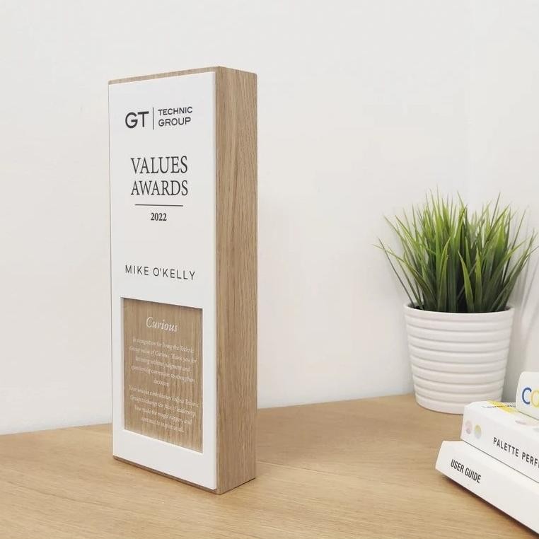 Jual SPECIAL Trophy Kayu Custom (Tipe-4) | Piala Kayu Custom | Plakat ...