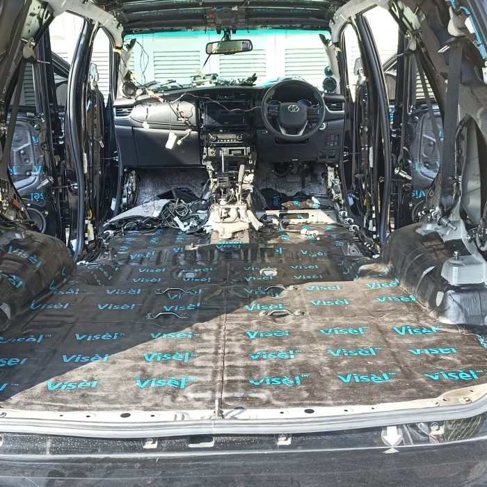 Jual PEREDAM VISEL PAKET 5 PINTU & LANTAI FORTUNER PAJERO DSB ...