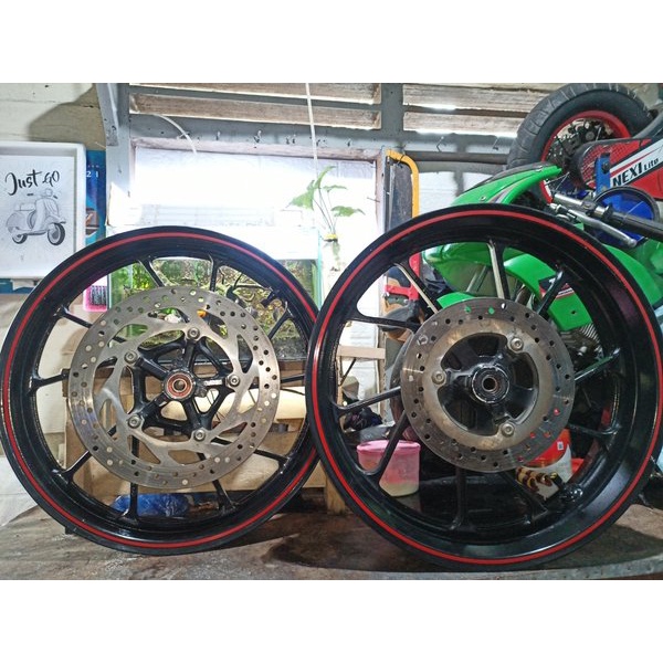 Jual Velg r15 v3 r 15 v 3 vva pelek racing palang original ori copotan ...