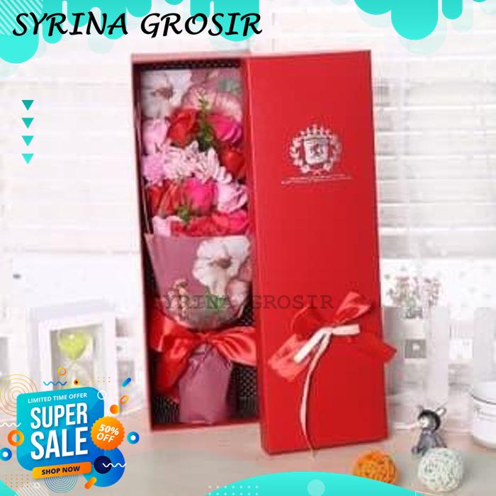 Jual BOX ROSE BUNGA MAWAR GIFT WISUDA FLOWER RED / VALENTINE TERBAIK ...