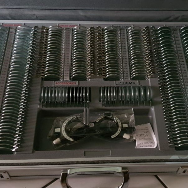 Jual Trial Lens Set Alat Periksa Mata 20 Dioptri Cylinder 6 Lengkap ...