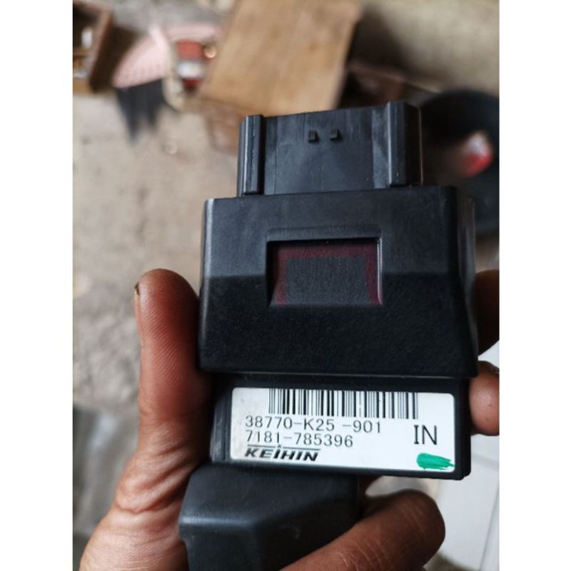 Jual ecu / cdi honda beat fi 2013-2014 kode 38770 k25 / spacy / vario ...