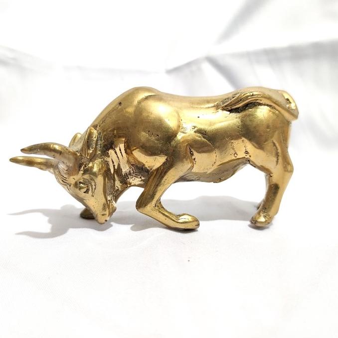 Jual +++++] gold bull brass statue | patung banteng kerbau emas bahan ...