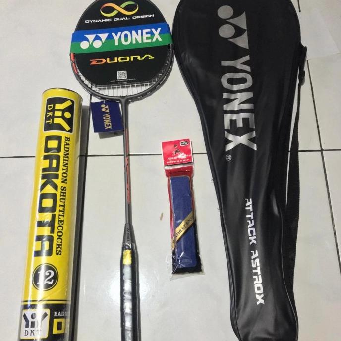 Jual PAKET LENGKAP RAKET BADMINTON FULL CARBON DENGAN SHUTTLECOCK ...