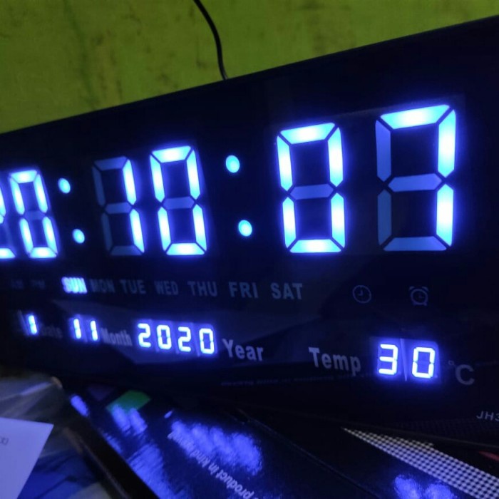 Jual Konfli Jam Dinding Digital Big Otomatis Update, Kalender ...