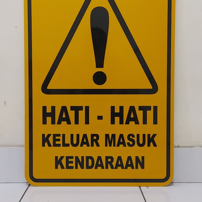 Jual Promo Rambu Hati-Hati Kurangi Kecepatan 80Cm X60Cm | Shopee Indonesia