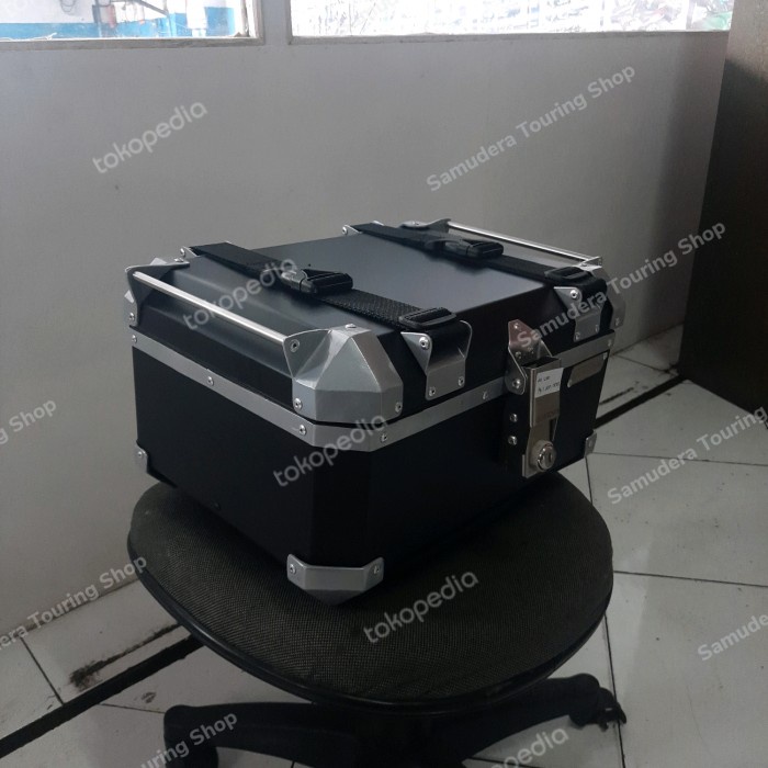 Jual Box Motor - Top Box Motor Touring Pannier 24L Guardian Adventure ...