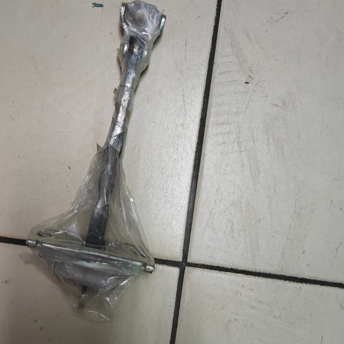 Jual engsel tahanan pintu dpn original daihatsu luxio & grandmax ...