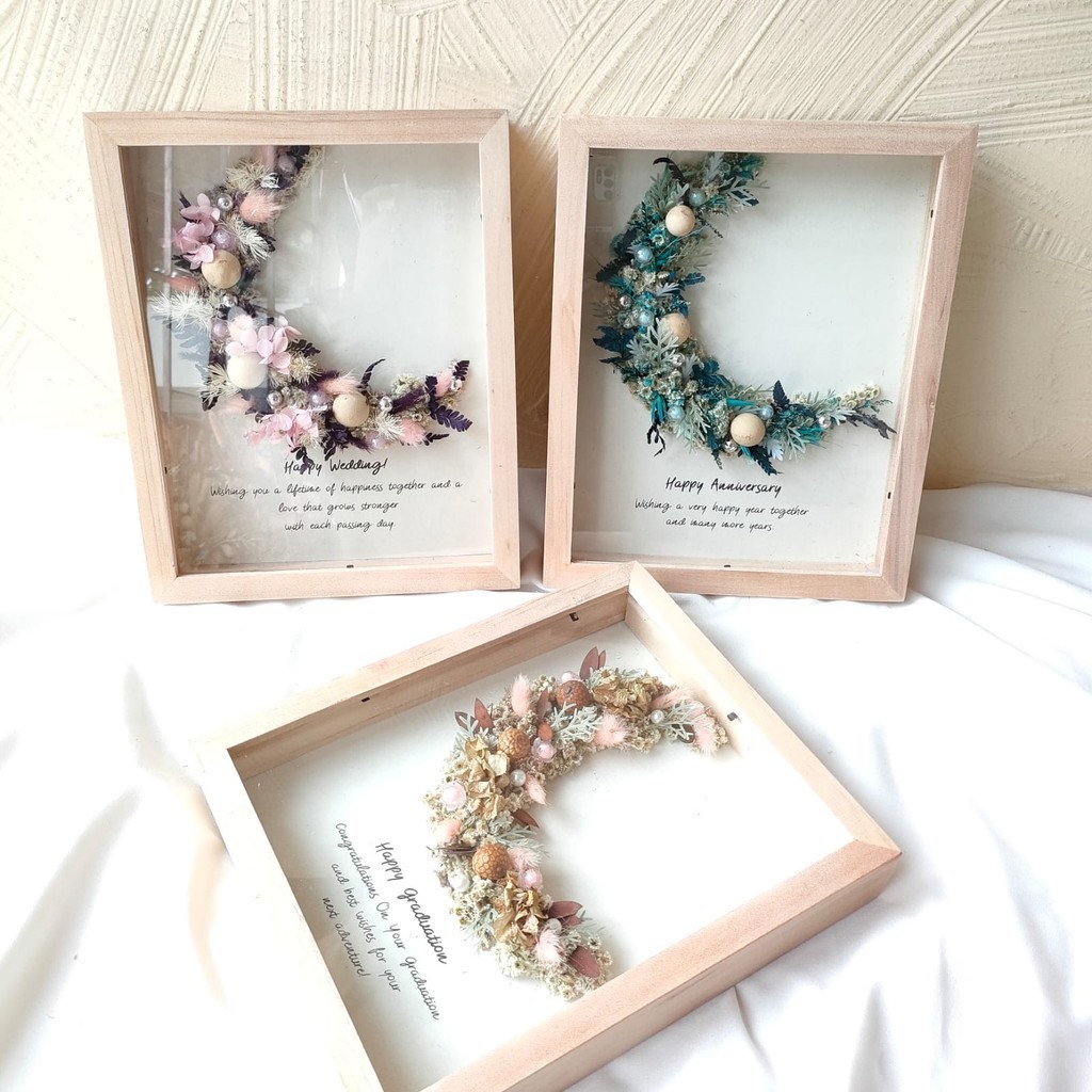 Jual Crecent Frame - Flower Frame / Kado Frame / Frame / Pigura Foto ...