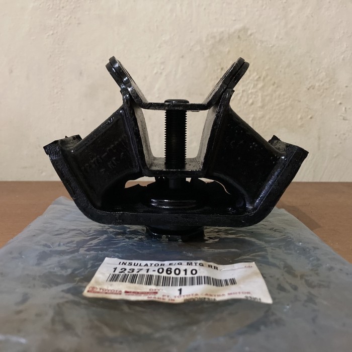 Jual Trans Engine Mounting Corona RT104 RT132 TT132 18R 3T TOYOTA ...