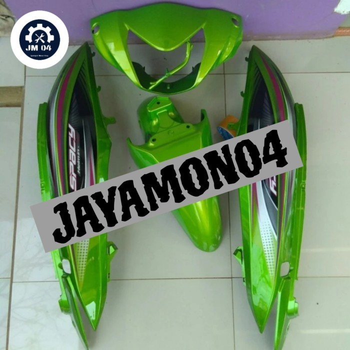 Jual Cover Body Halus Plus Striping Motor Honda Spacy Warna Hijau ...