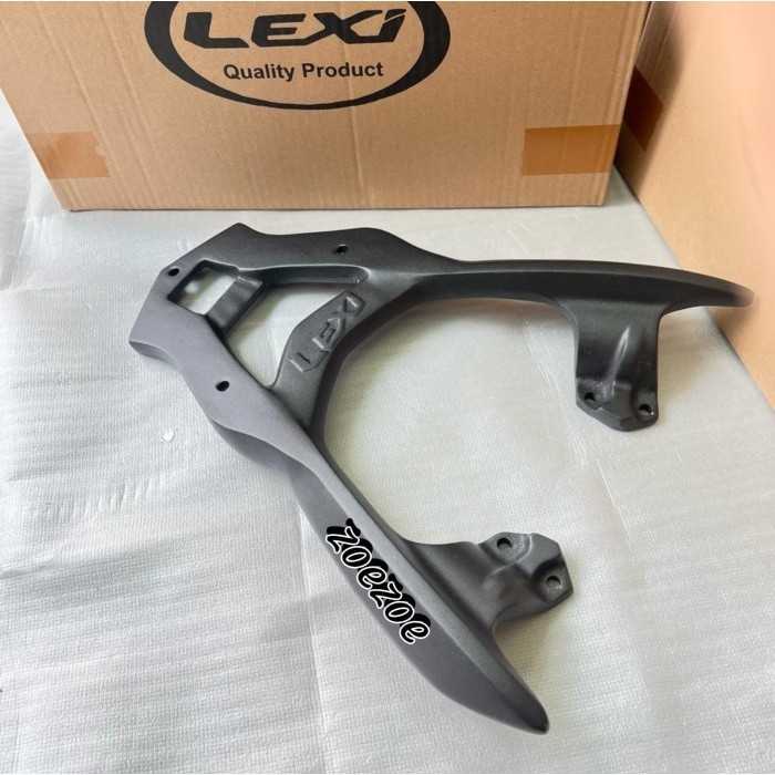 Jual BRACKET BOX YAMAHA LEXI DUDUKAN TOP BOX LEXI BEGEL MOTOR BOX LEXI ...