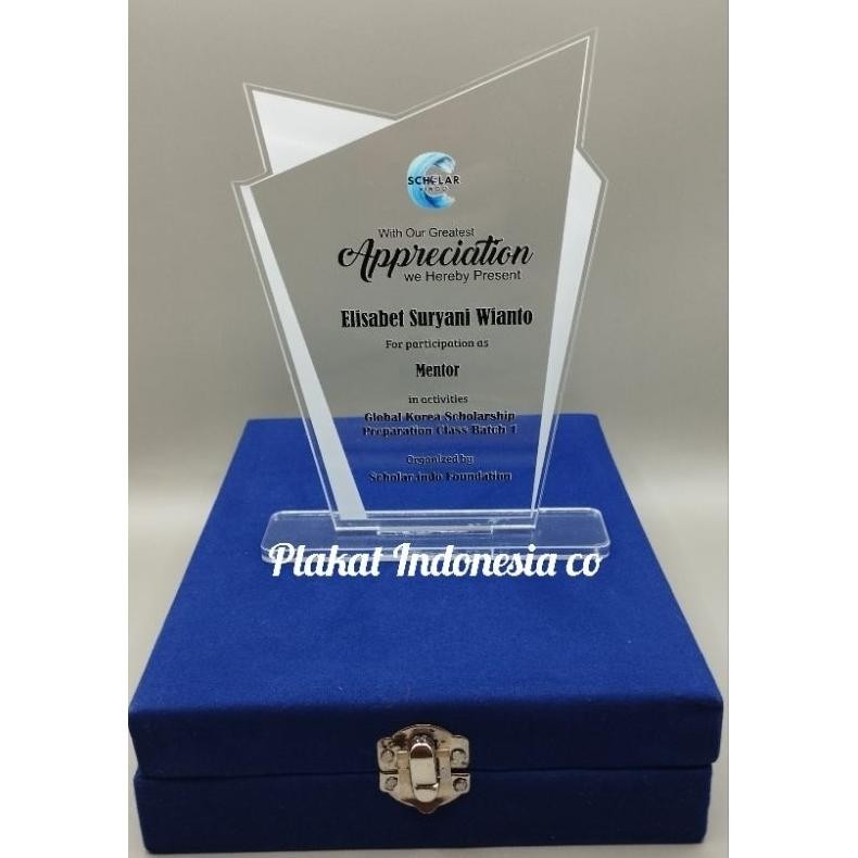 Jual CR - Plakat Akrilik custom | Plakat award | Plakat akrilik premium ...