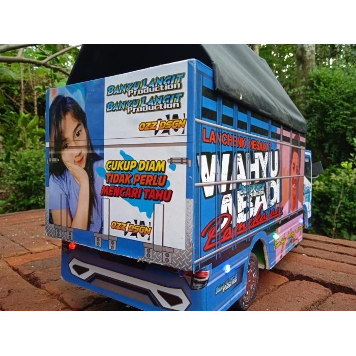 Jual MINIATUR TREK TRUK TRUCK OLENG WAHYU ABADI OLENG PARAH SAM ...