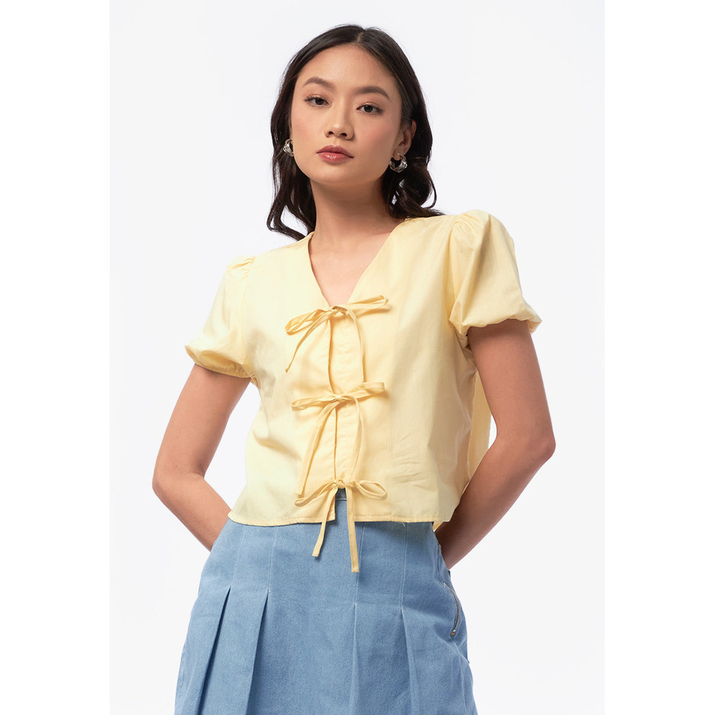 Jual COLORBOX Printed Front Tie Blouse Yellow | Shopee Indonesia