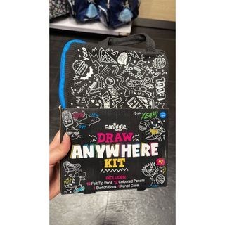 Jual Azalia Smiggle Draw Anywhere Kit Black - Alat Gambar Atau Lukis ...