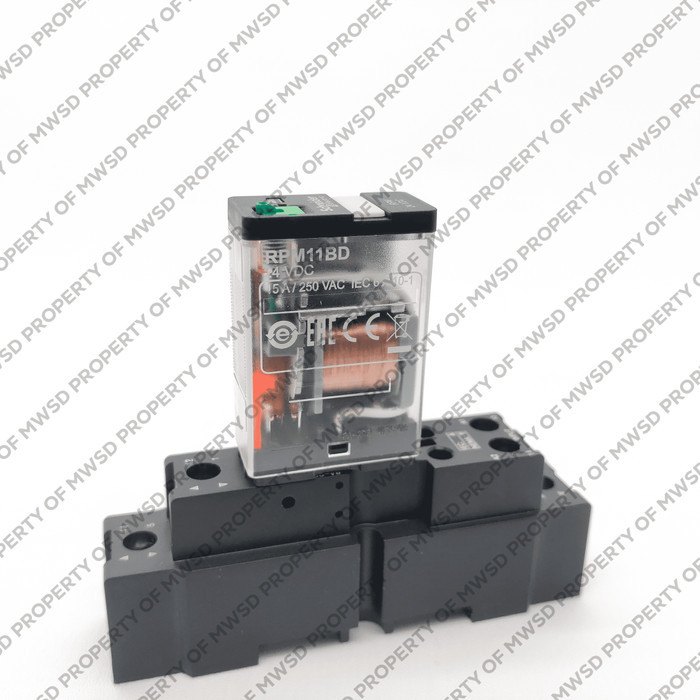 Jual SCHNEIDER RELAY PLUG IN 1CO 15A TANPA LED 24VDC RPM11BD | Shopee Indonesia