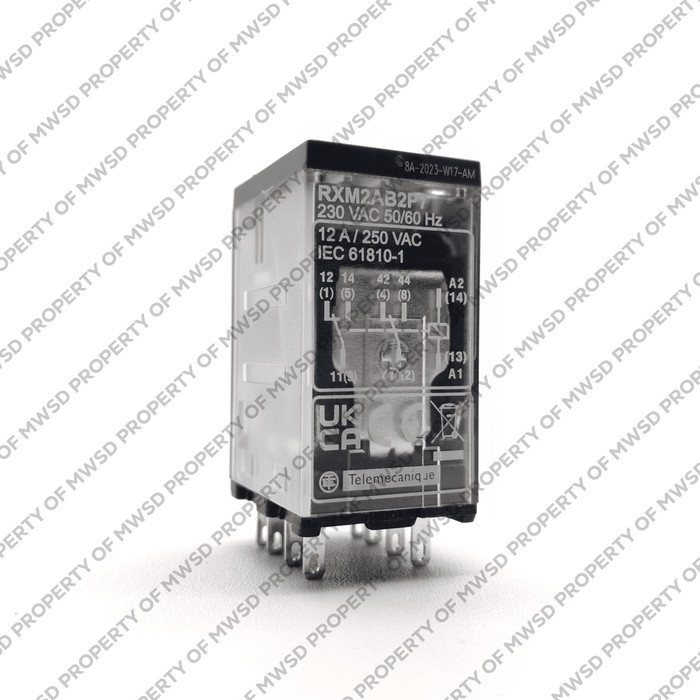 Jual SCHNEIDER RELAY PLUG IN 2CO 12A DENGAN LED 220VAC RXM2AB2P7 | Shopee Indonesia