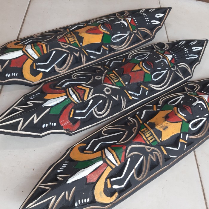 Jual Triyper Tameng Ukir Khas Dayak 60 Cm | Shopee Indonesia