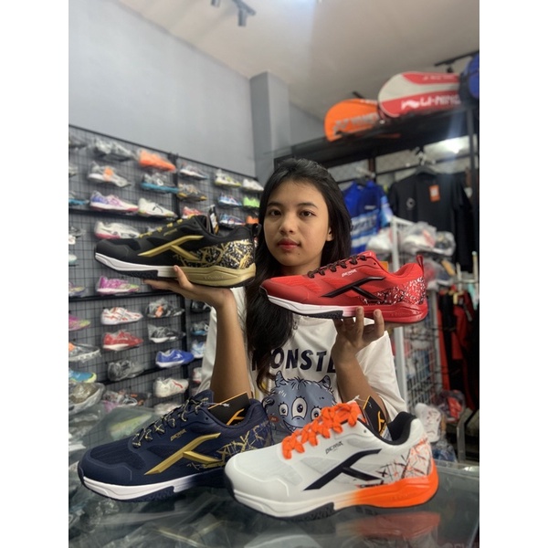 Jual Sepatu Badminton HUNDRED Beast Max | Shopee Indonesia