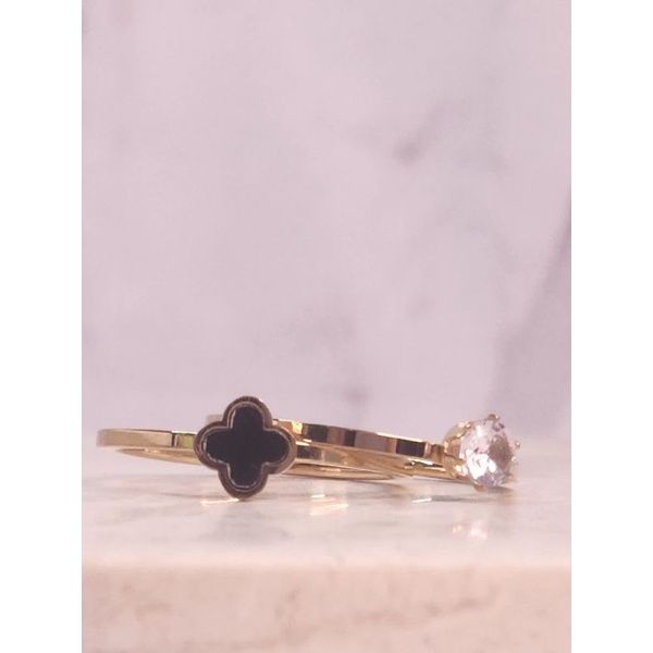 Jual Cincin clover titanium (1 set) | Shopee Indonesia