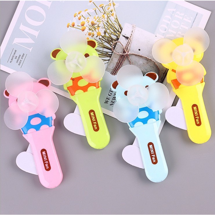 Jual Mainan Kipas Angin Karakter Anak Mode Manual Tangan | Shopee Indonesia