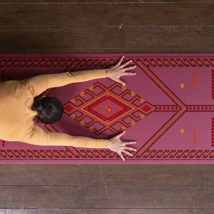 Jual LIFORME YOGA MAT MAJESTIC MAROON | Shopee Indonesia
