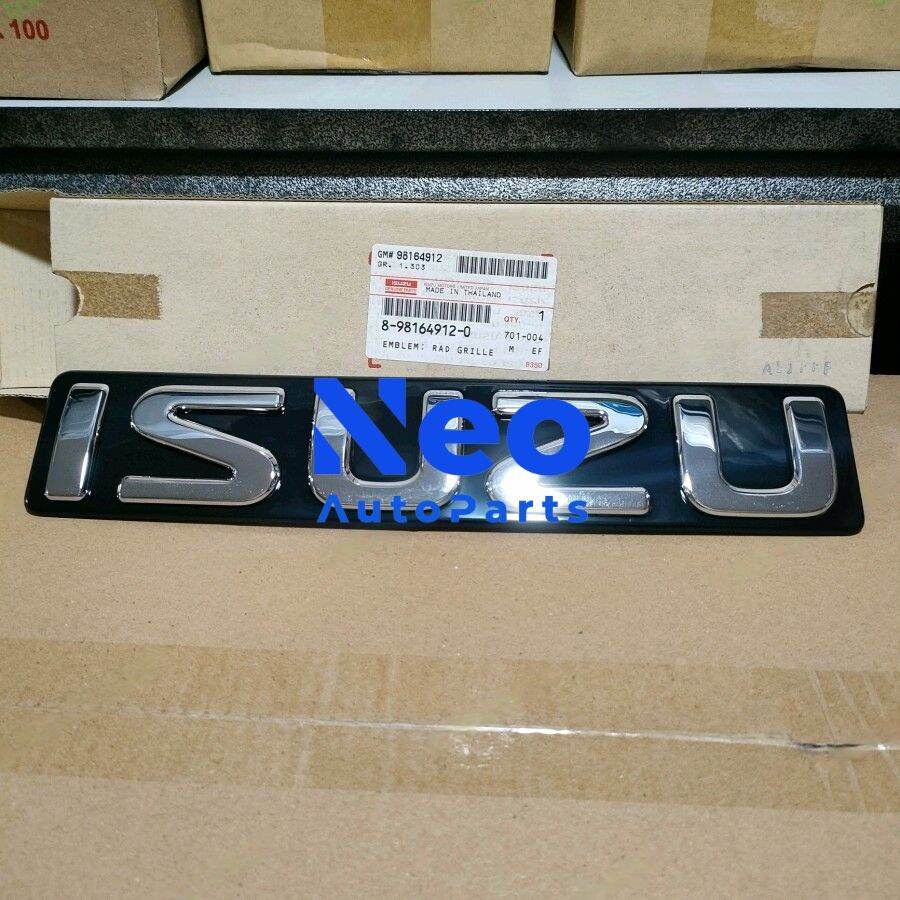 Jual Emblem Grill Radiator Isuzu Dmax 4Jk1 Mux Original Genuine Part ...