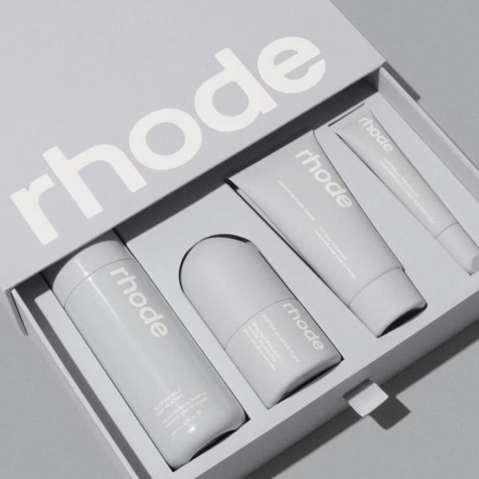 Jual Rhode Skincare Peptide Lip Treatment Glazing Fluid Barrier Cream ...