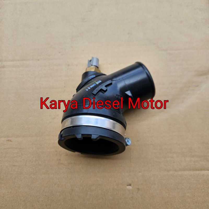 Jual Pipa Tube Intercooler Outlet Selang Turbo Toyota Hilux Revo 2GD ...