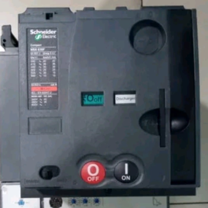 Jual [New] Mccb Tm125D Cvs87-125F 125A 4P 36Ka Motor Mechanism 220Vac ...