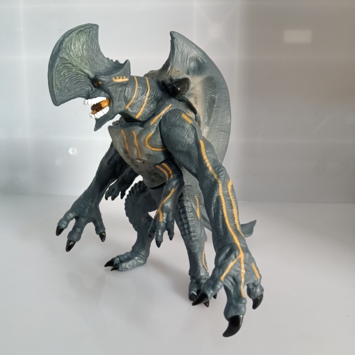 Jual Must Have!! Figure Monster Kaiju Trespasser Pacific Rim Terlaris ...