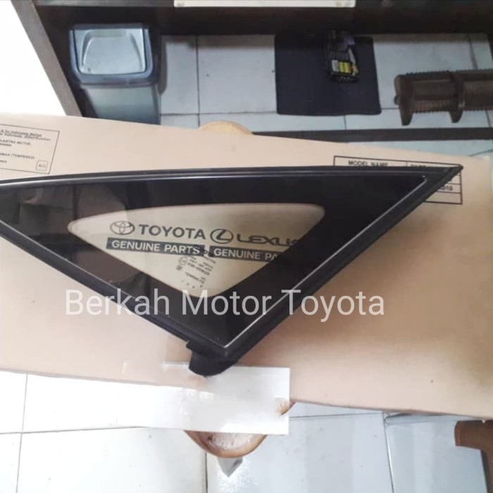 Jual Kaca Segitiga Segi Tiga Depan Innova Original | Shopee Indonesia