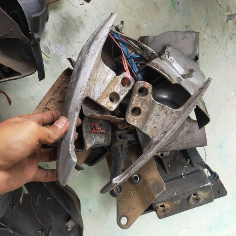 Jual Begel Behel Planger TVS Neo Original Bekas Copotan Motor Second ...