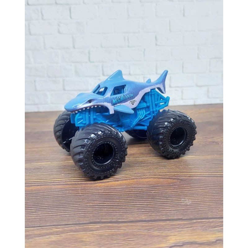 Jual Mobil Monster Jam Megalodon ori SML Mcd Happy Meal | Shopee Indonesia