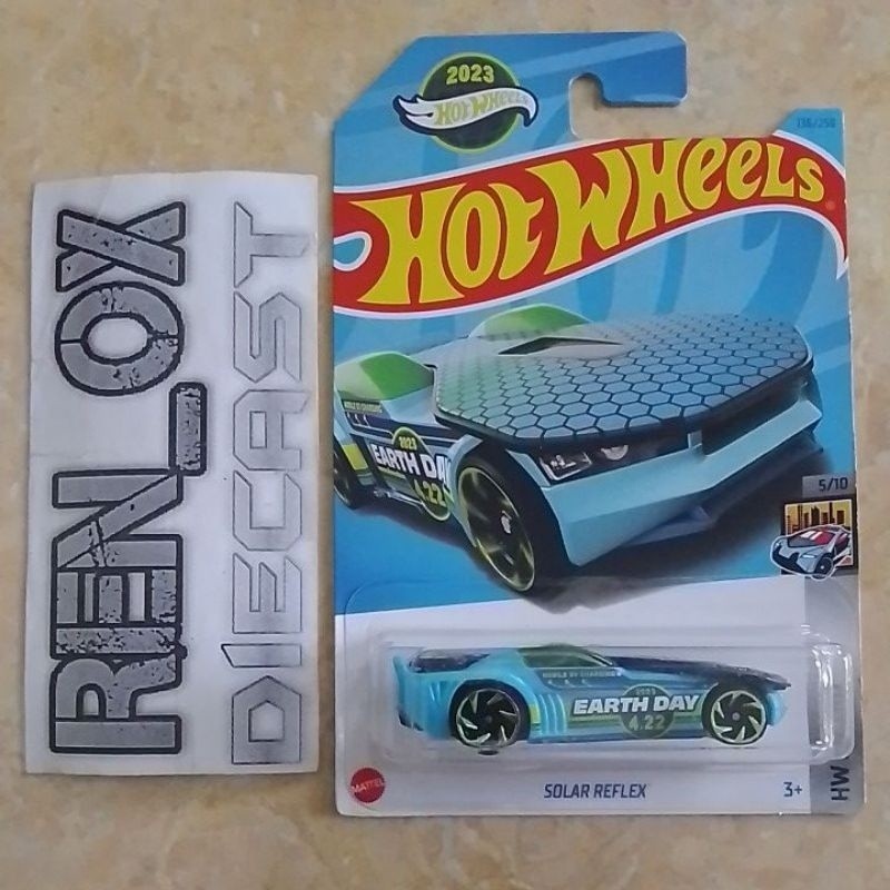Jual Hot Wheels Solar Reflex Biru Muda (2023) | Shopee Indonesia