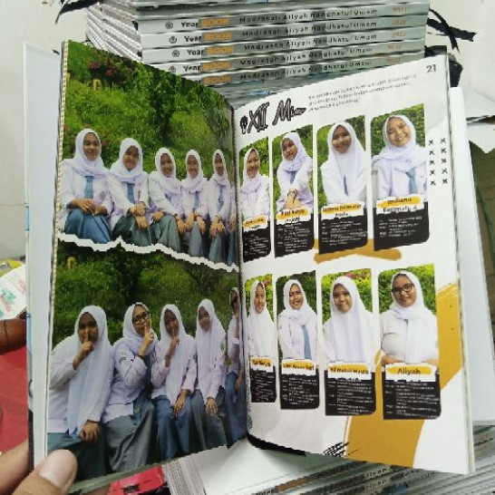 Jual Cetak Buku Album Foto Photobook Yearbook Kenangan Tahunan Custom ...